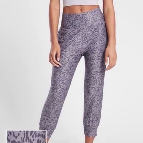 Athleta | Pants & Jumpsuits | Rare Athleta Salutation Tempest Violet Printed Purple Crop Jogger ...